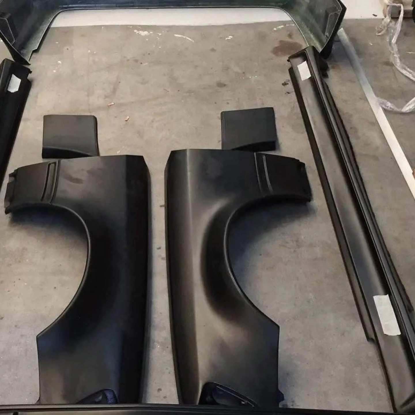 Mercedes-Benz W124 AMG Body Kit - Genuine Mercedes-Benz Parts